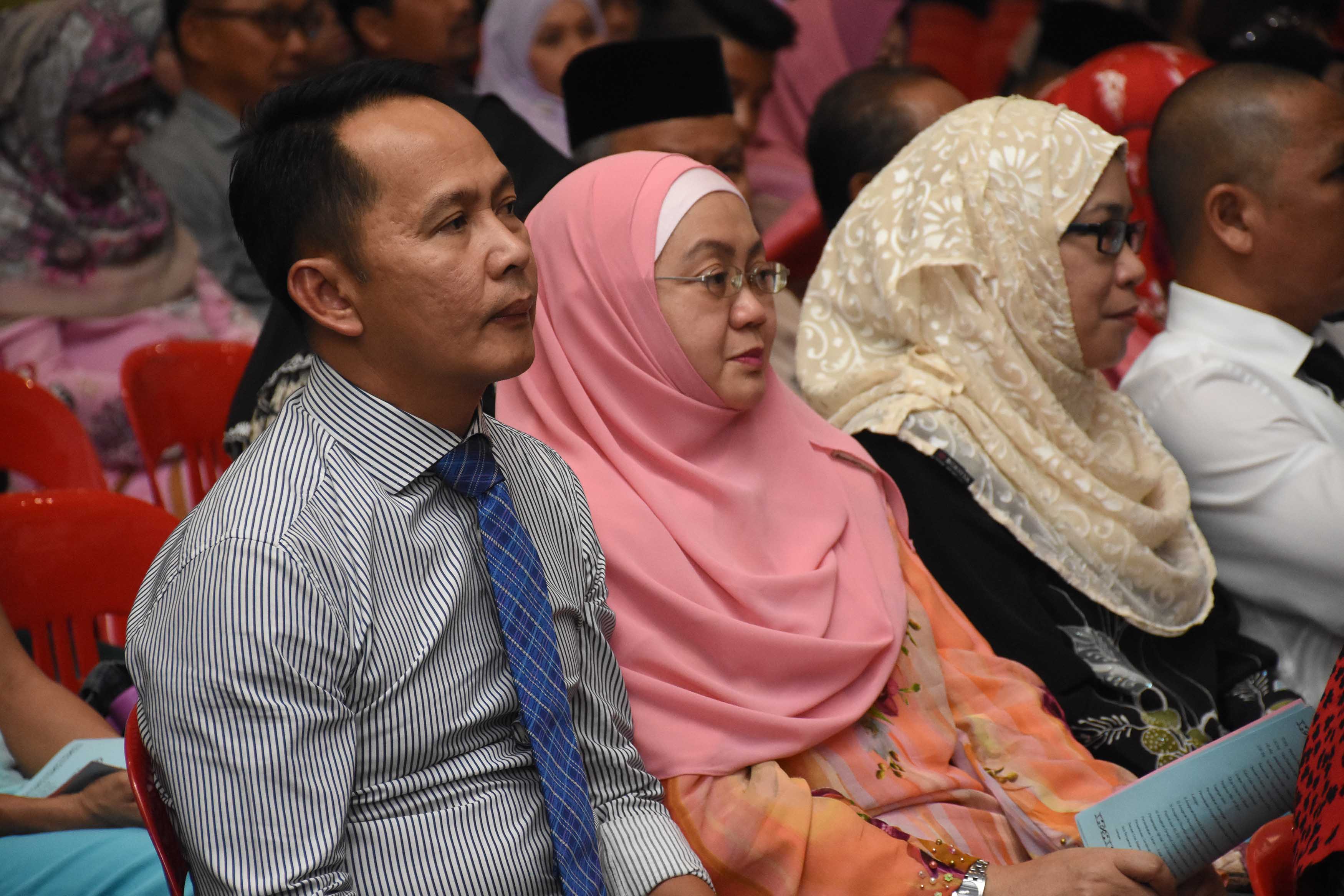 Berita - SM SMJA raikan pelajar cemerlang Peperiksaan...