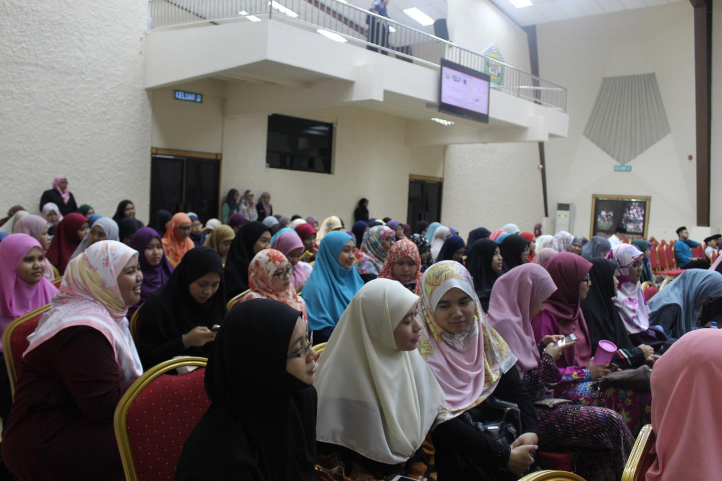 Berita - Kurapak Kitani bincang punca stress pelajar...