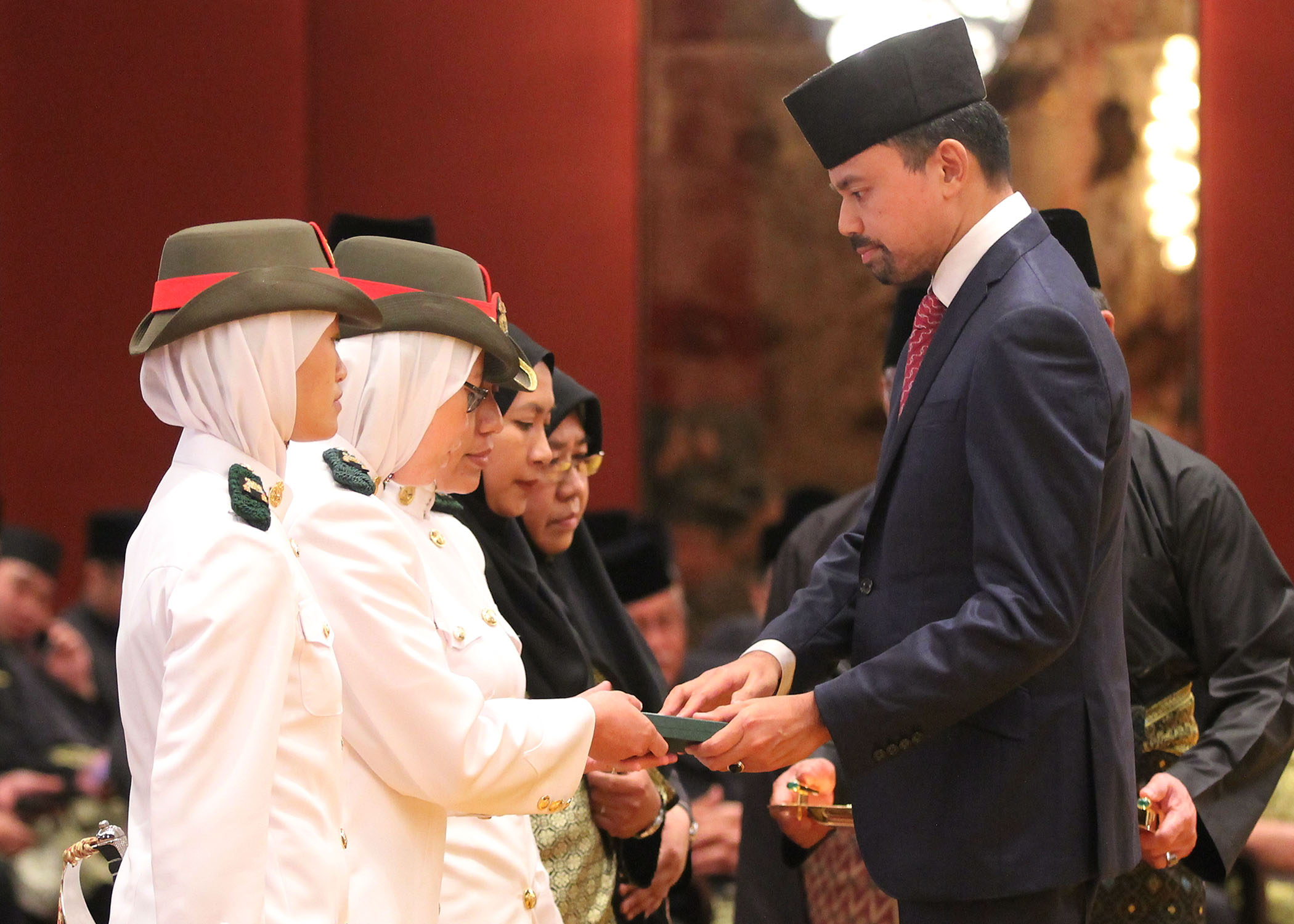 Berita - Penganugerahan Pingat-pingat Kehormatan Negara...