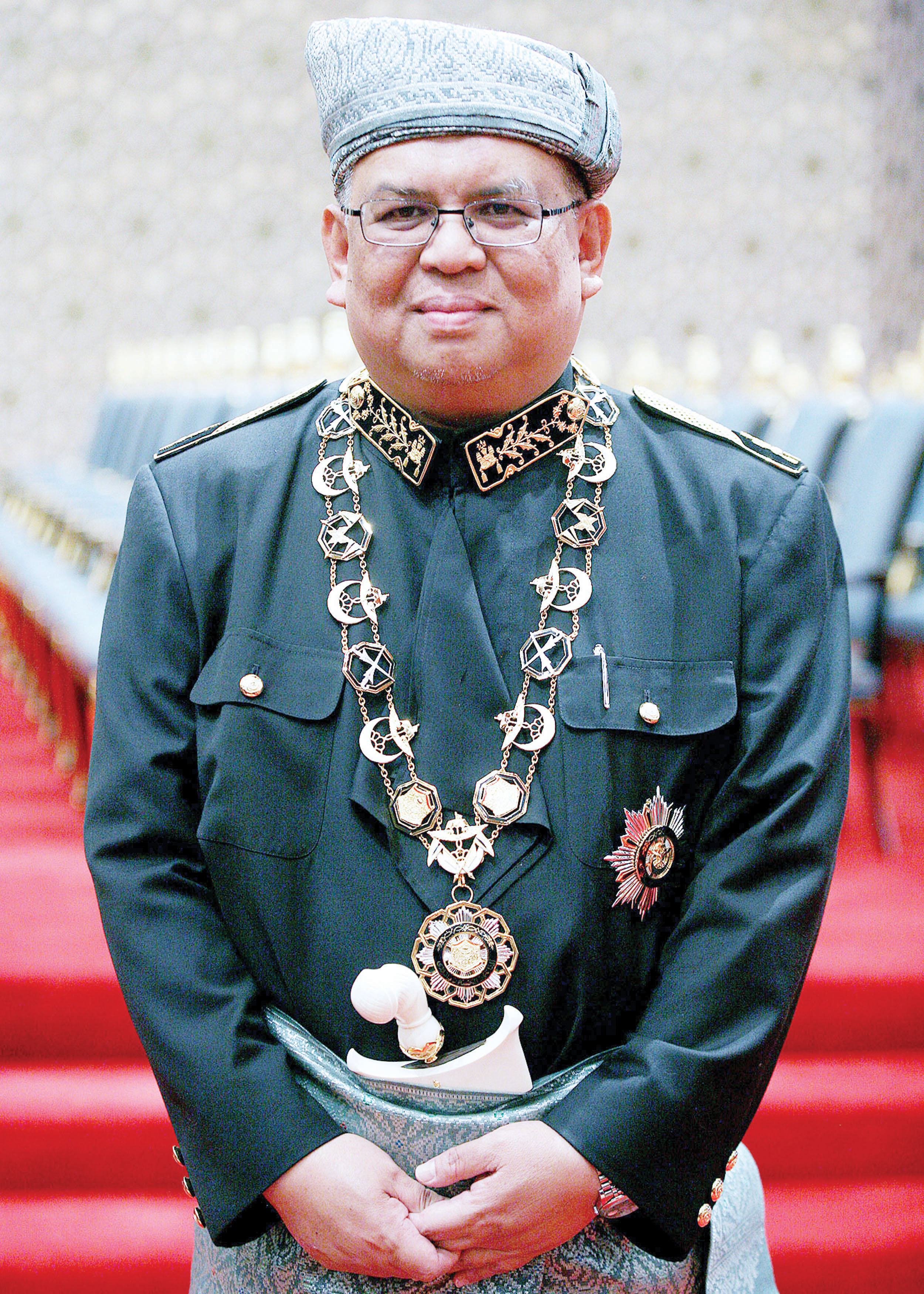 Berita - Pengurniaan Bintang Kebesaran suntik semangat...