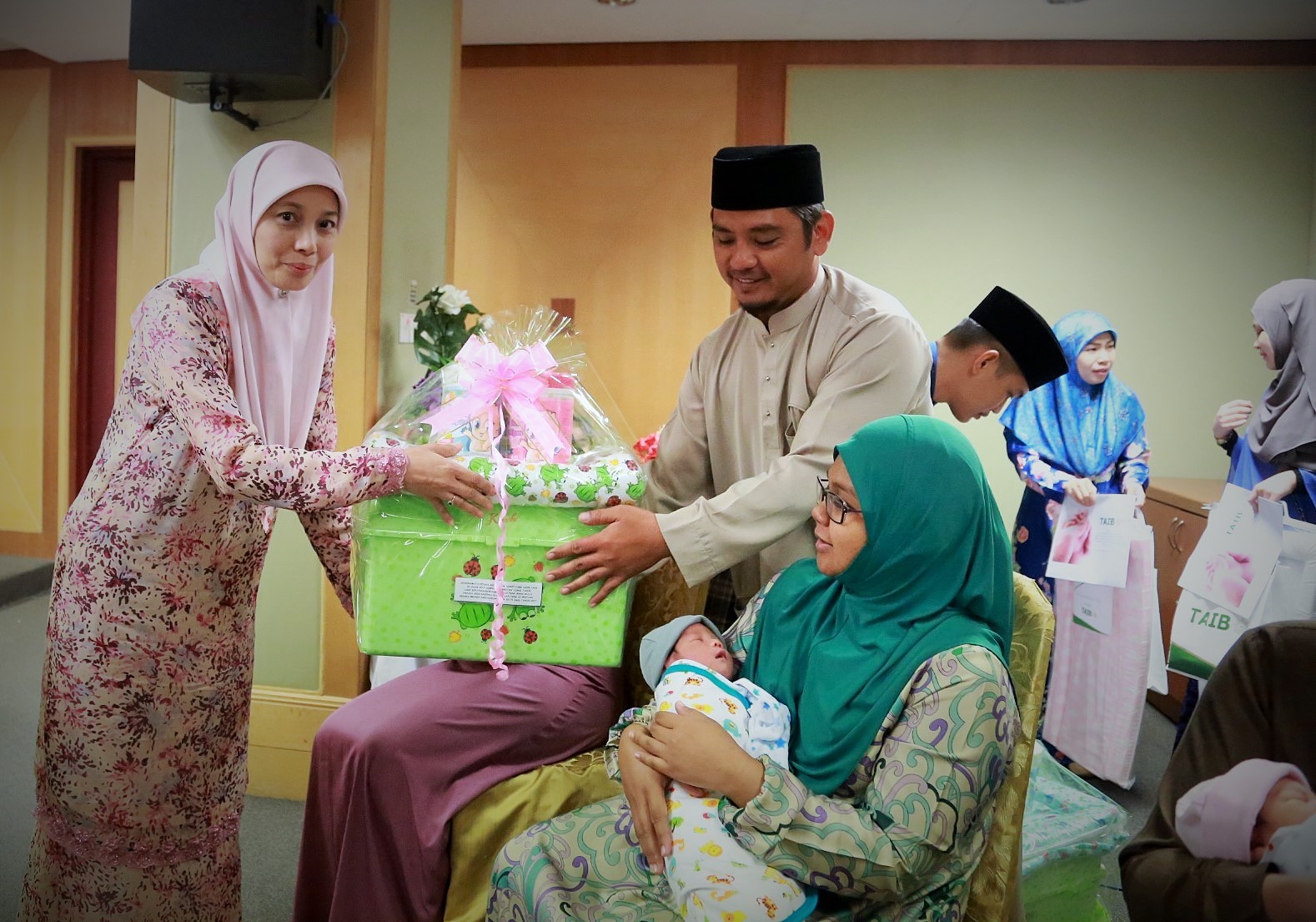 Berita - Belait catatkan tiga kelahiran anak damit...