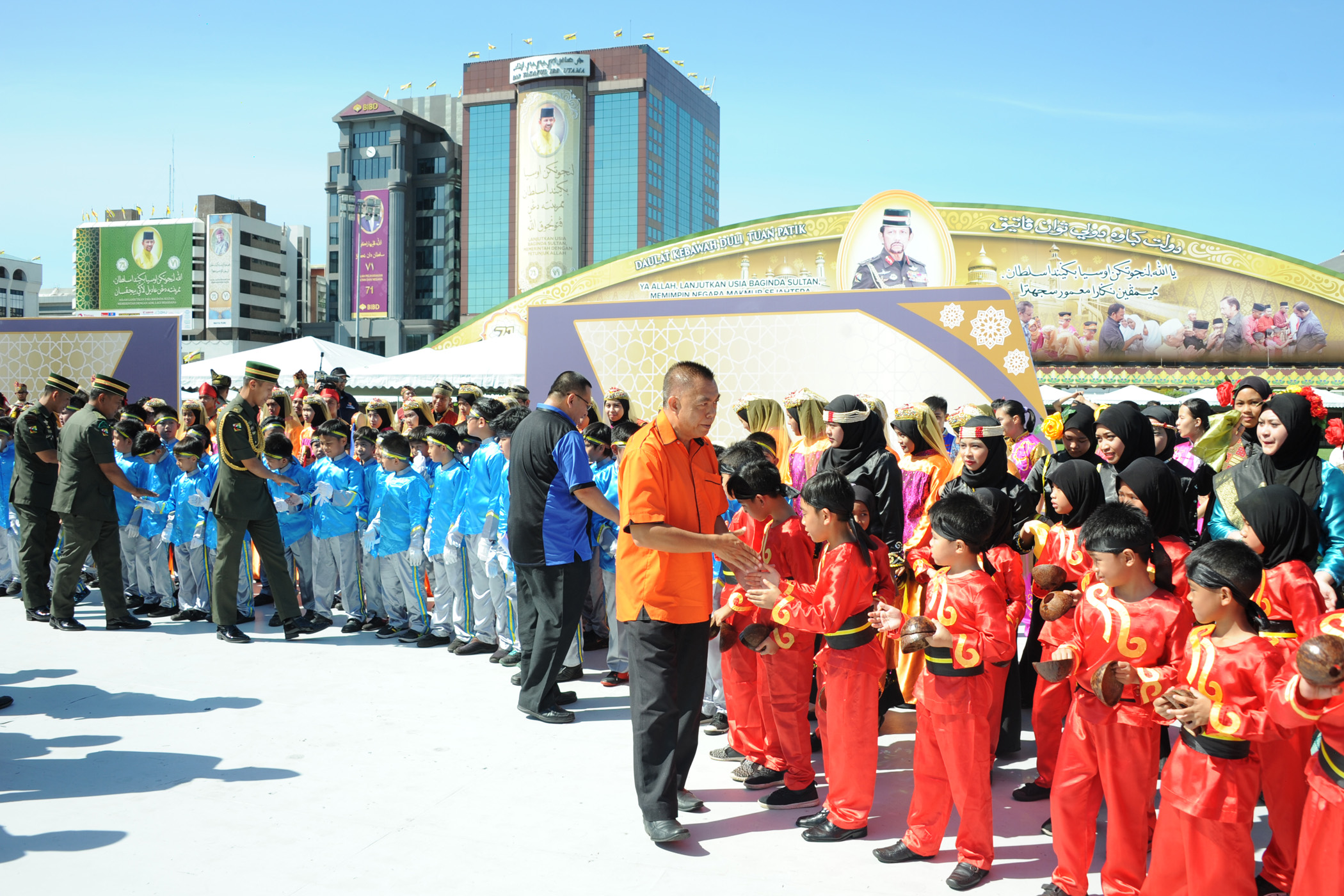 Berita - Raptai penuh Majlis Ramah Mesra Bersama Rakyat...
