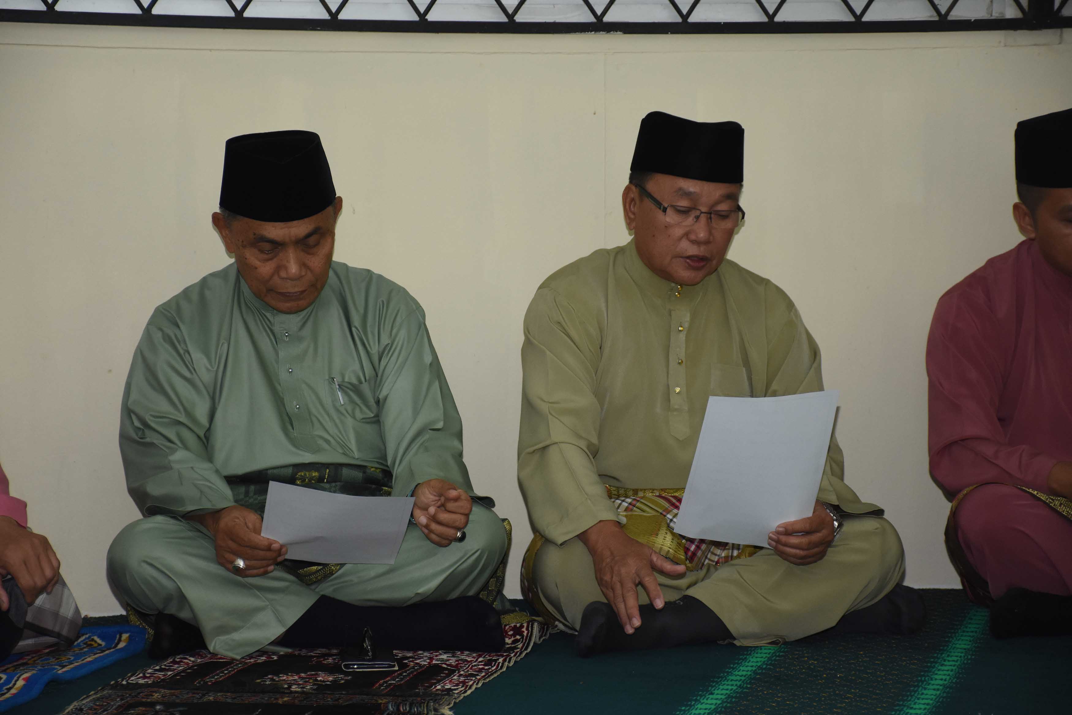 Berita - Awal Hilal di Bukit Ambok tidak sabit kelihatan...