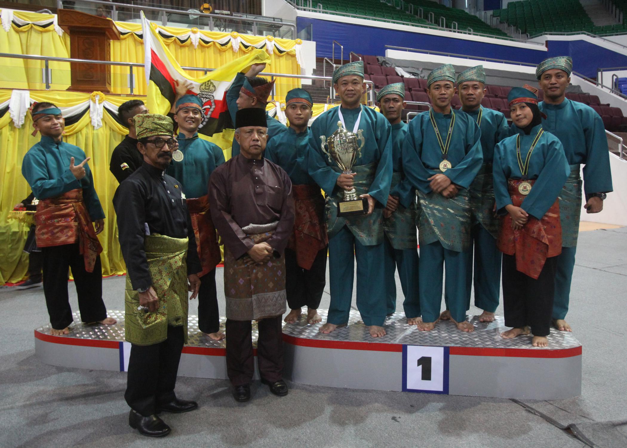 Berita - MS ABDB juara keseluruhan Festival Seni Pencak...