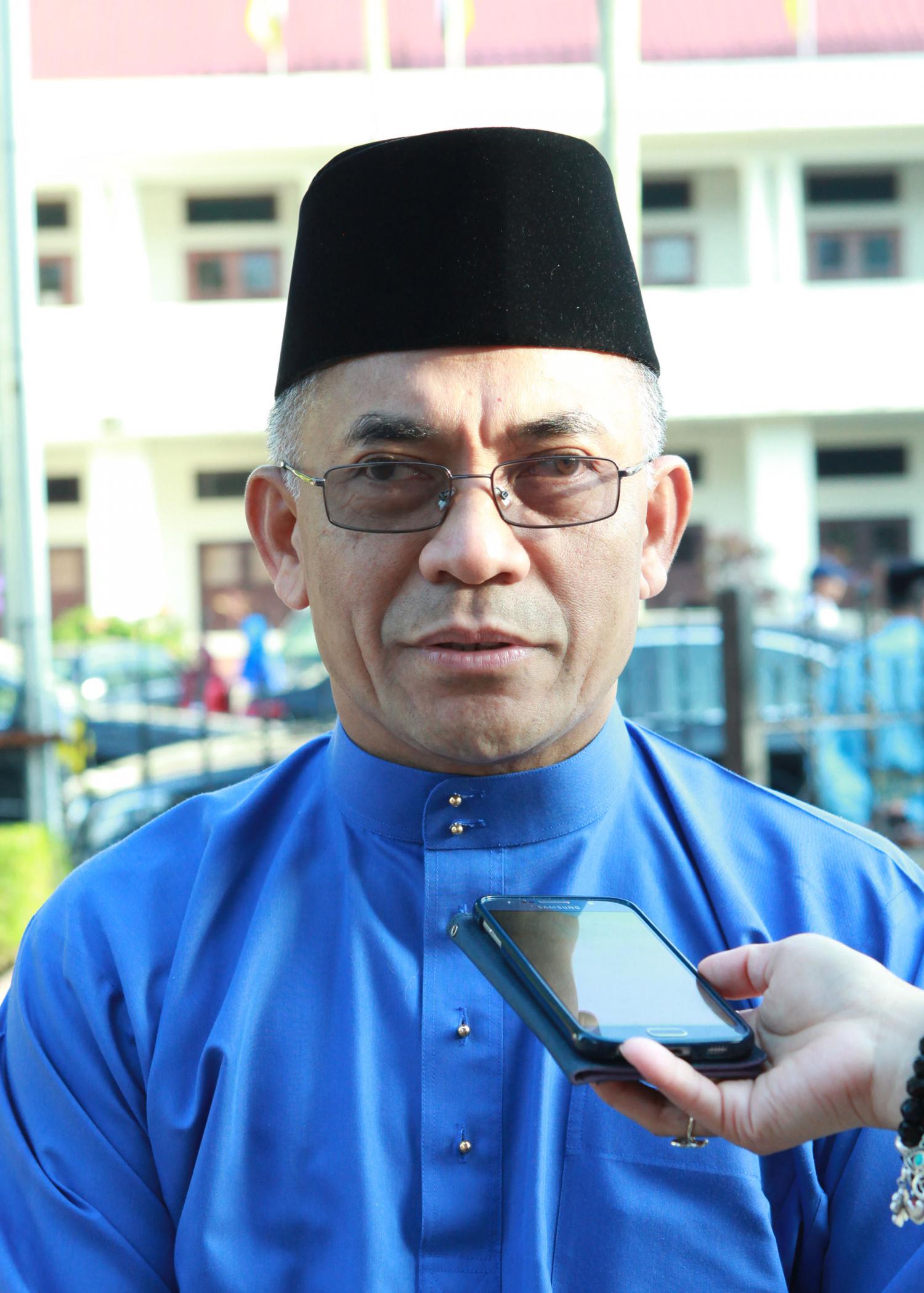 Berita - Taman Mahkota Jubli Emas tingkatkan identiti...