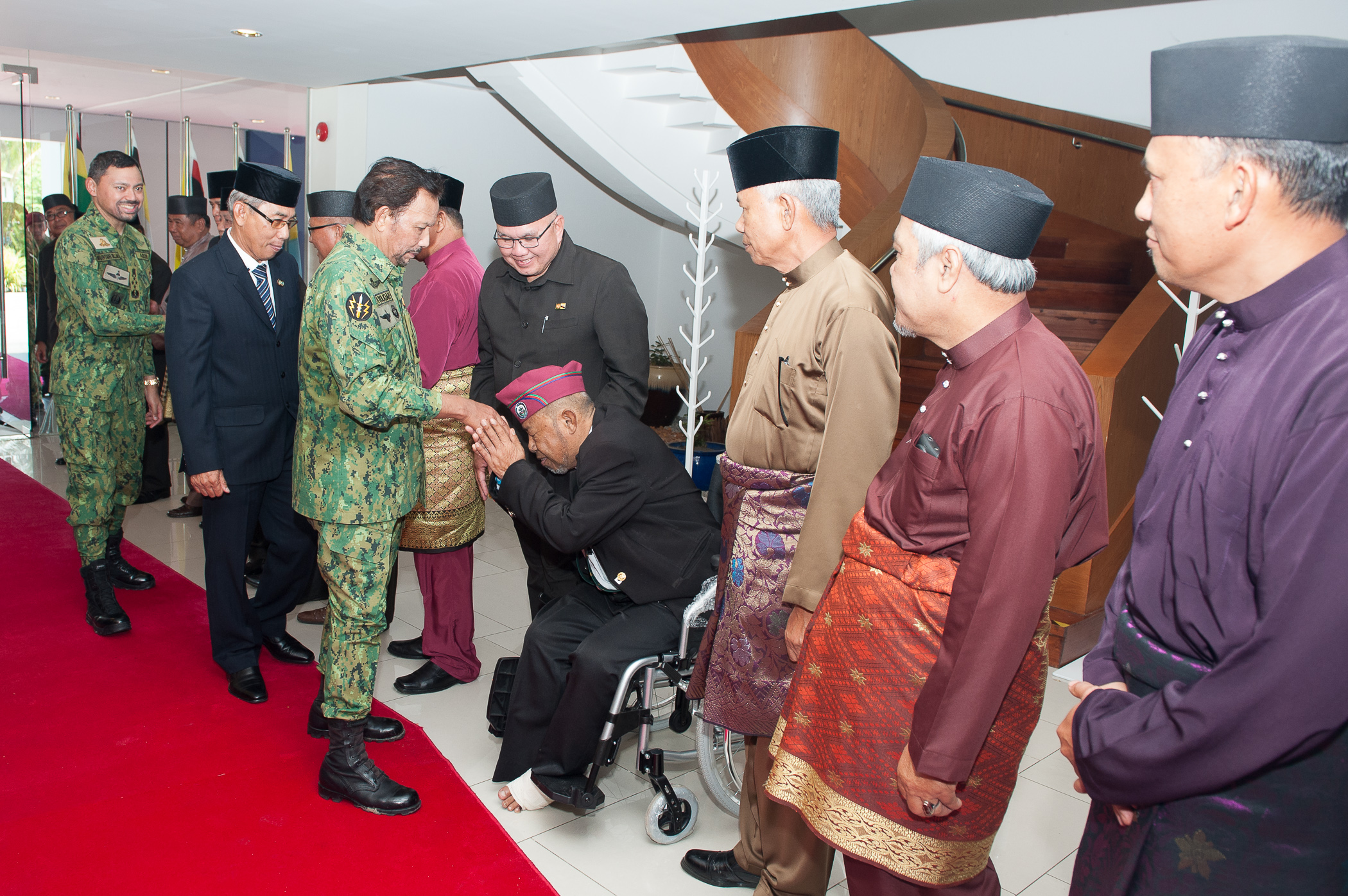 Berita - Berkenan berangkat ke Upacara Perbarisan...