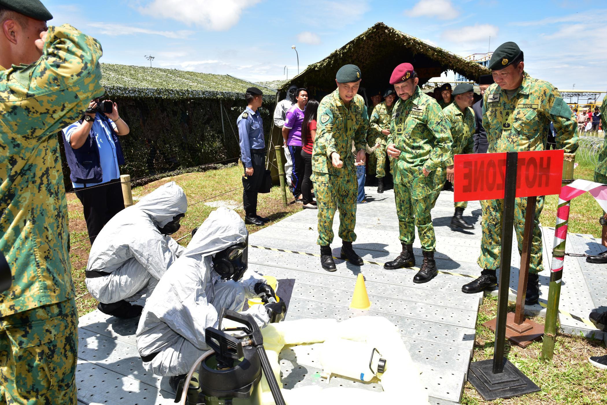 Berita - Berkenan berangkat ke Upacara Perbarisan...