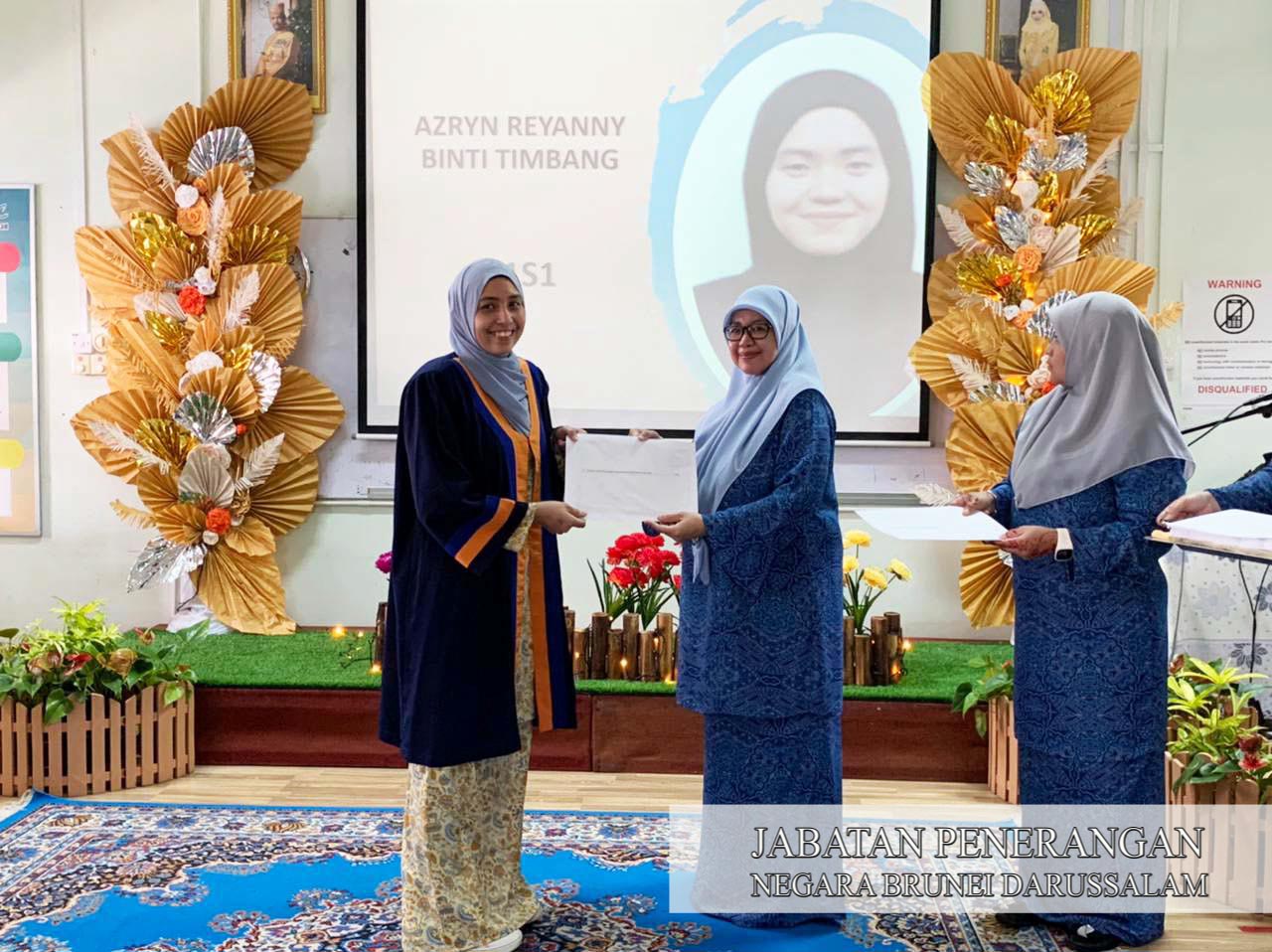 Berita 2021c - SM SMJA raikan pelajar cemerlang