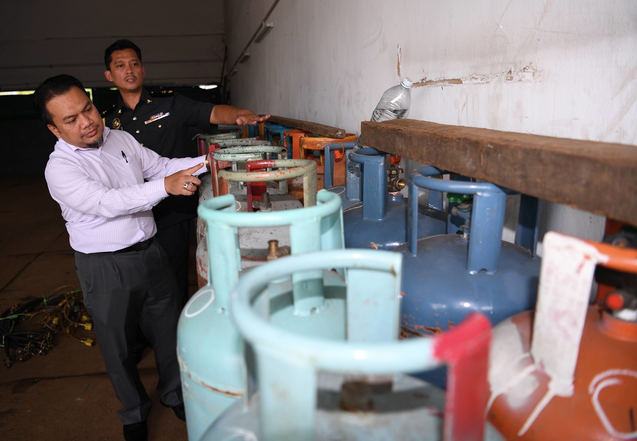 Global II - Sindiket sanggup pertaruh nyawa seleweng...